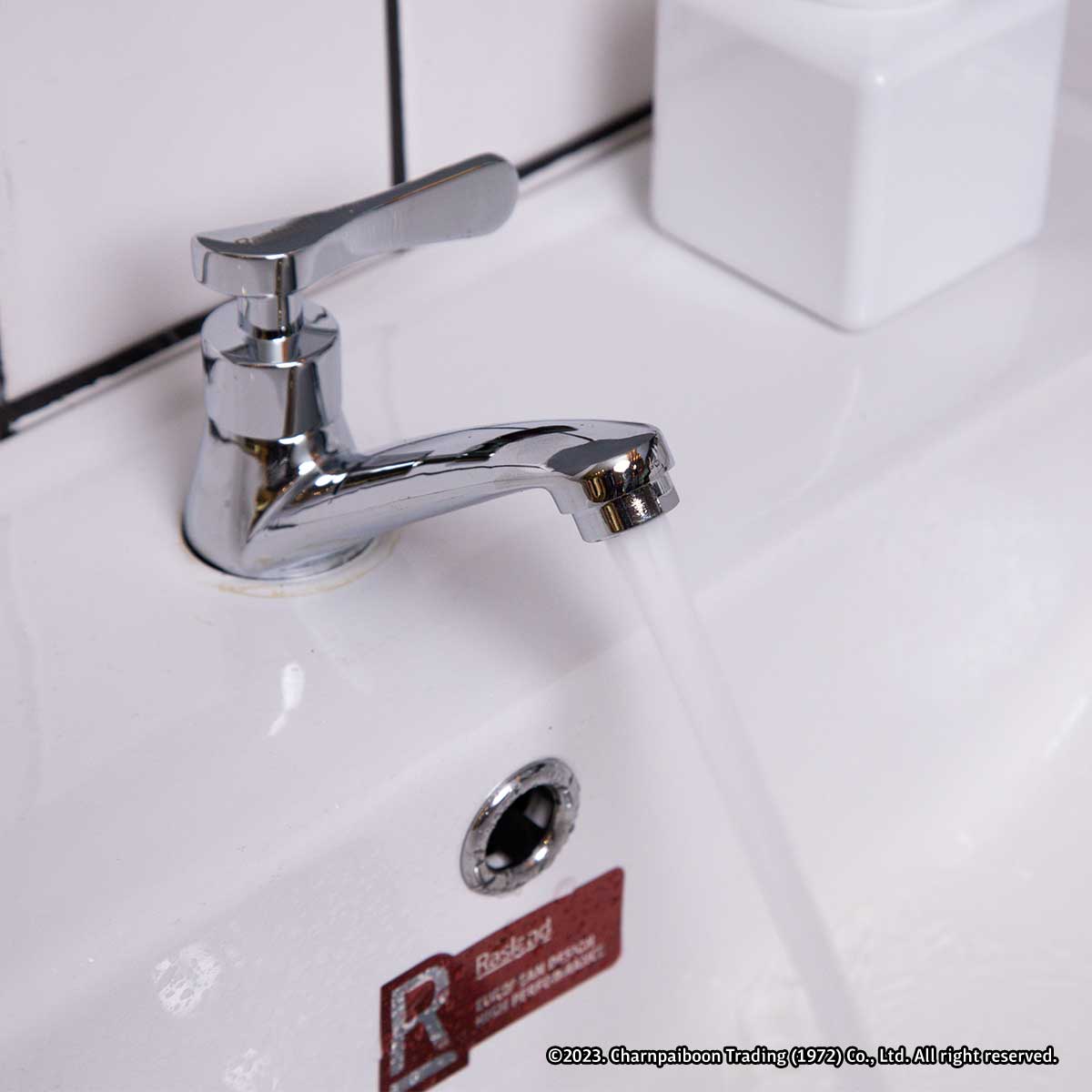 ก๊อกล้างหน้าน้ำเย็น - CharnPaiboon