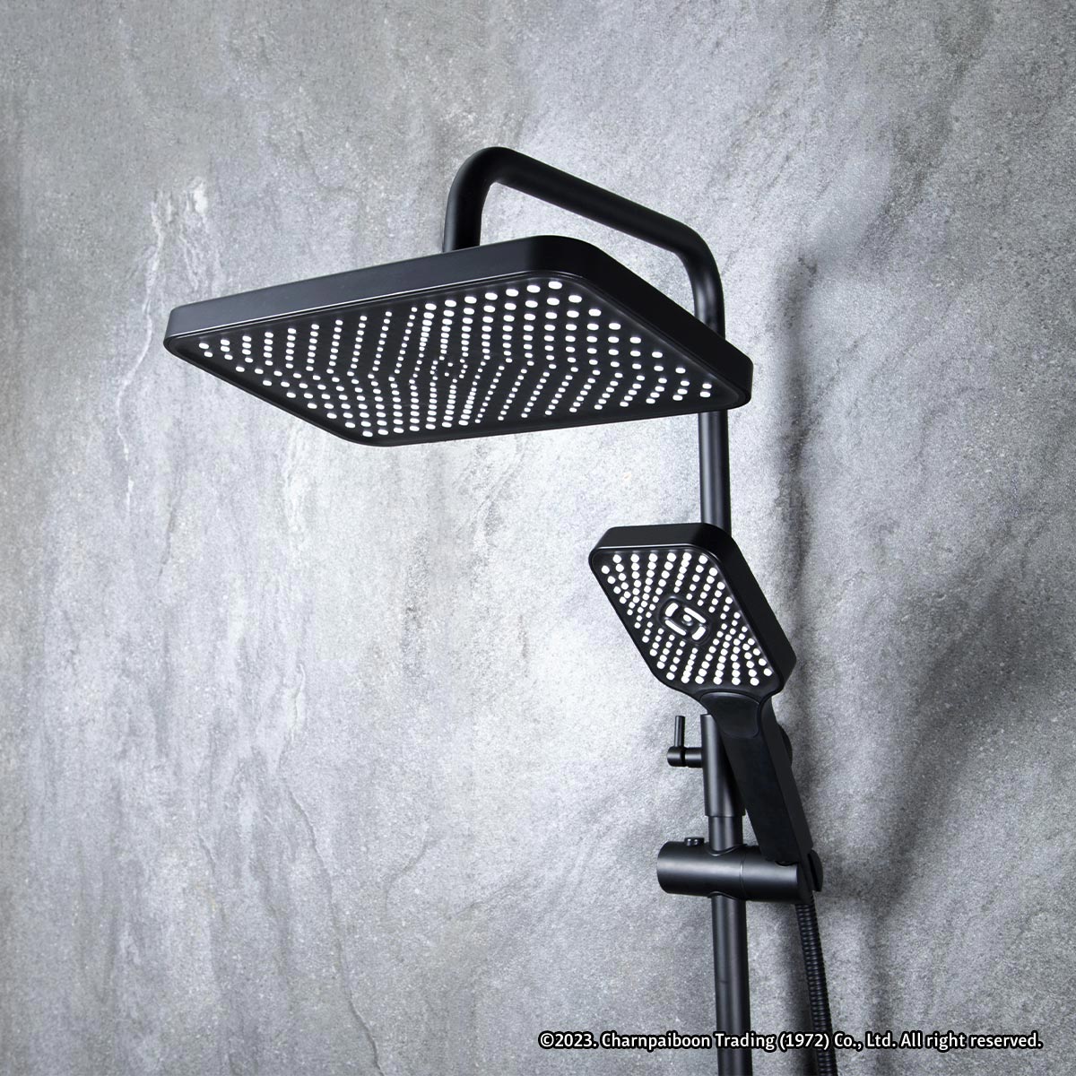 เรนชาวเวอร์ ผสมร้อนเย็น BLACK OVO - CharnPaiboon