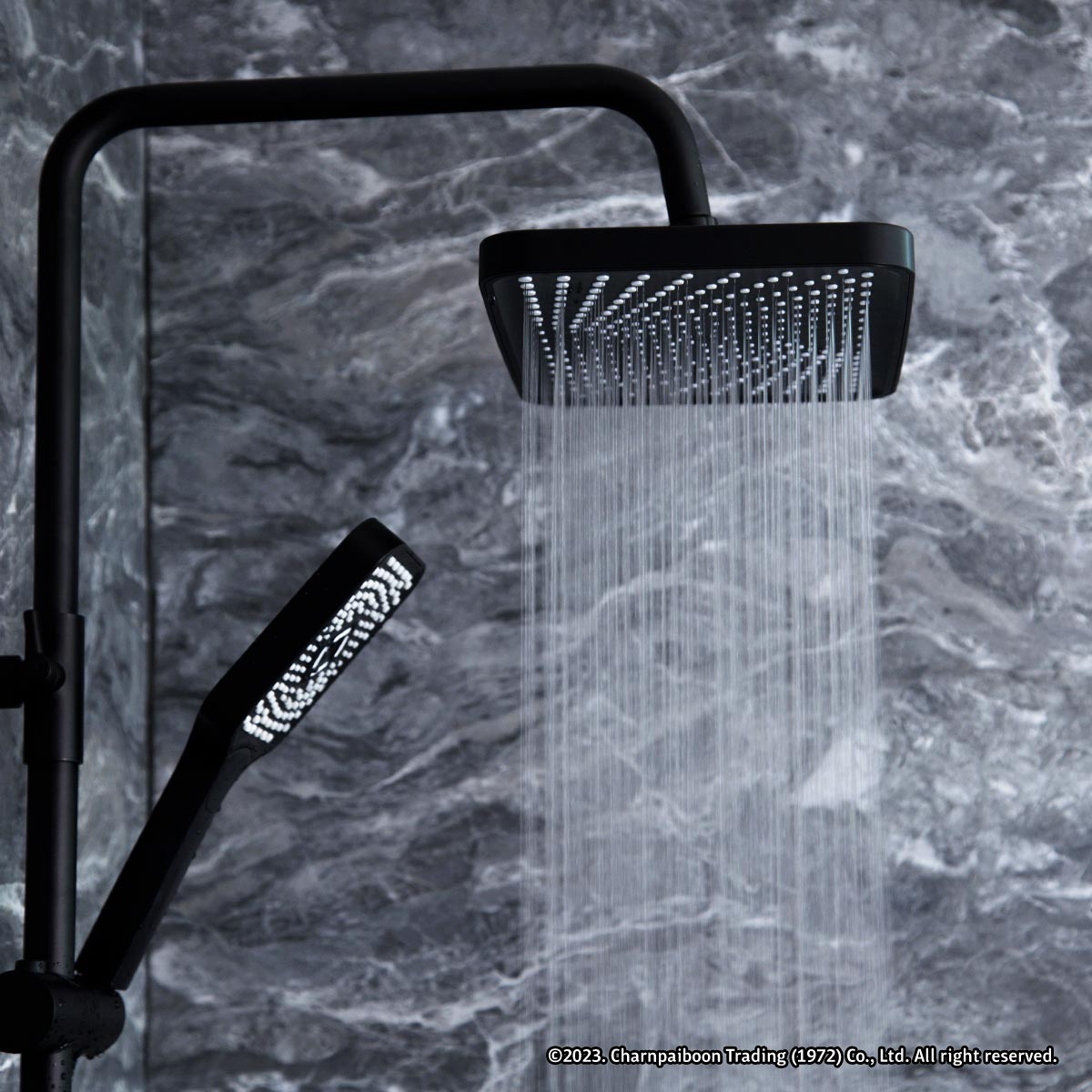 เรนชาวเวอร์ ผสมร้อนเย็น BLACK OVO - CharnPaiboon